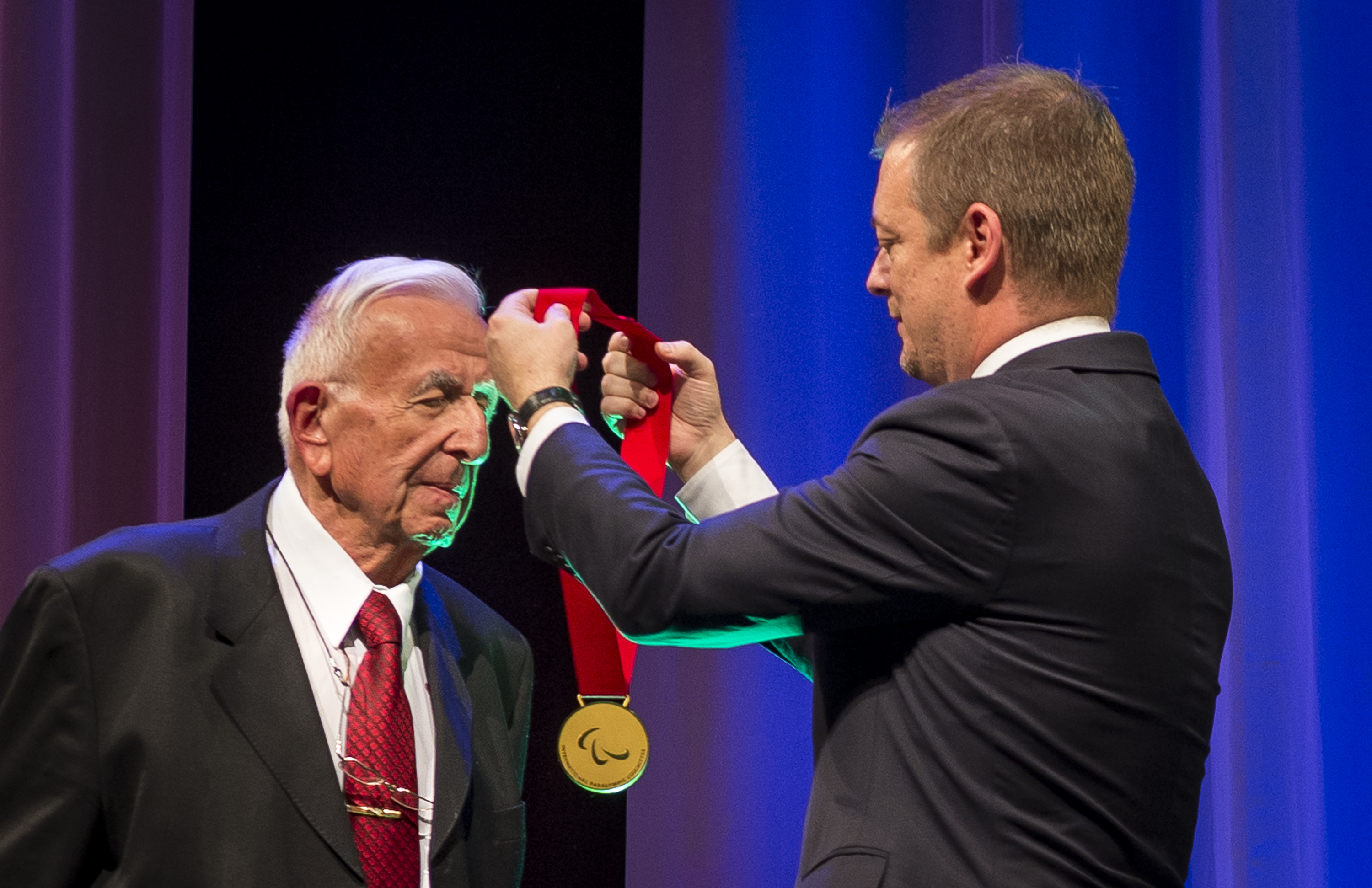 Dr Bassam Qasrawi awarded with Paralympic Order