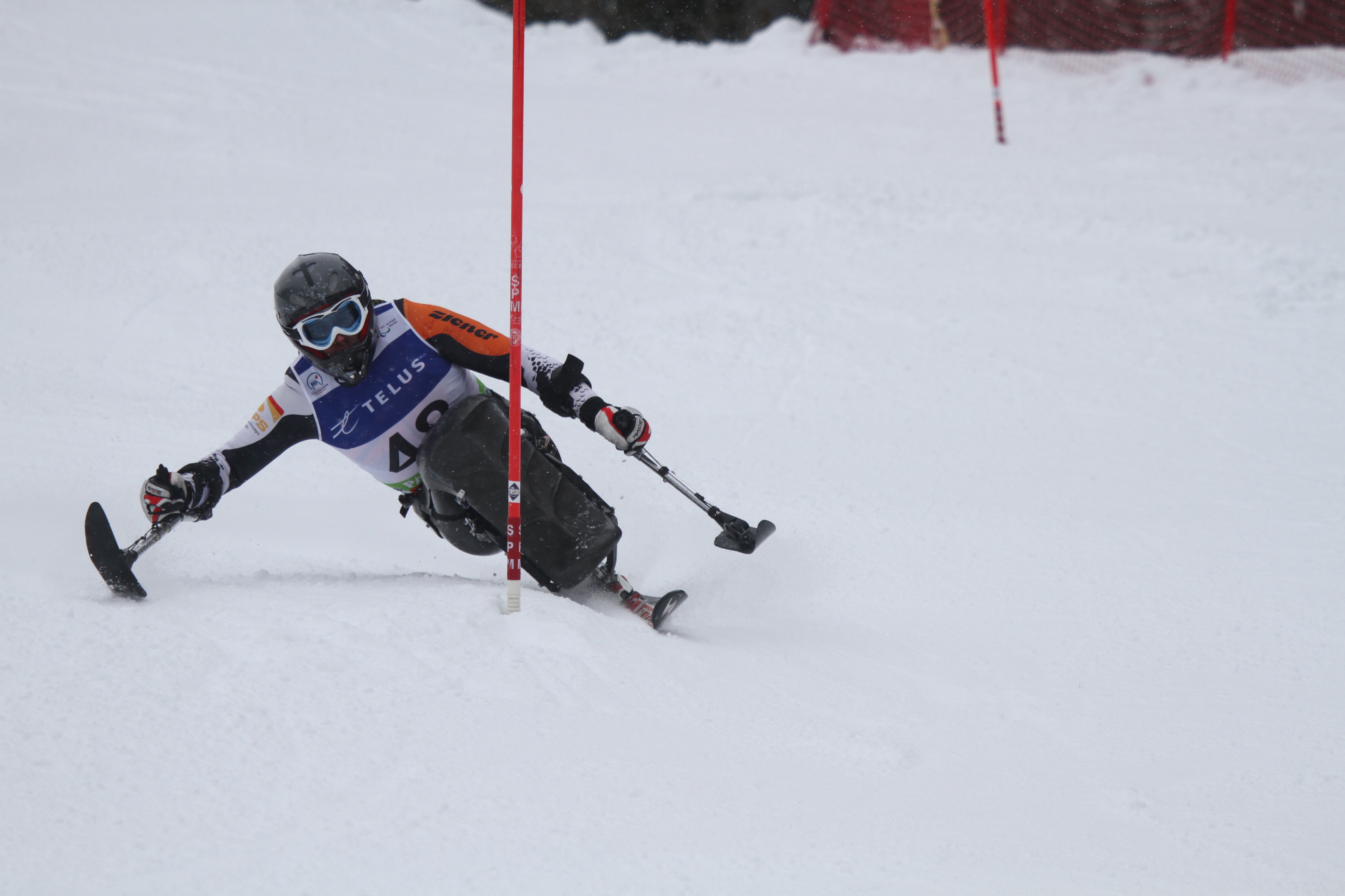 Germany and Russia Vie for Giant Slalom Medals