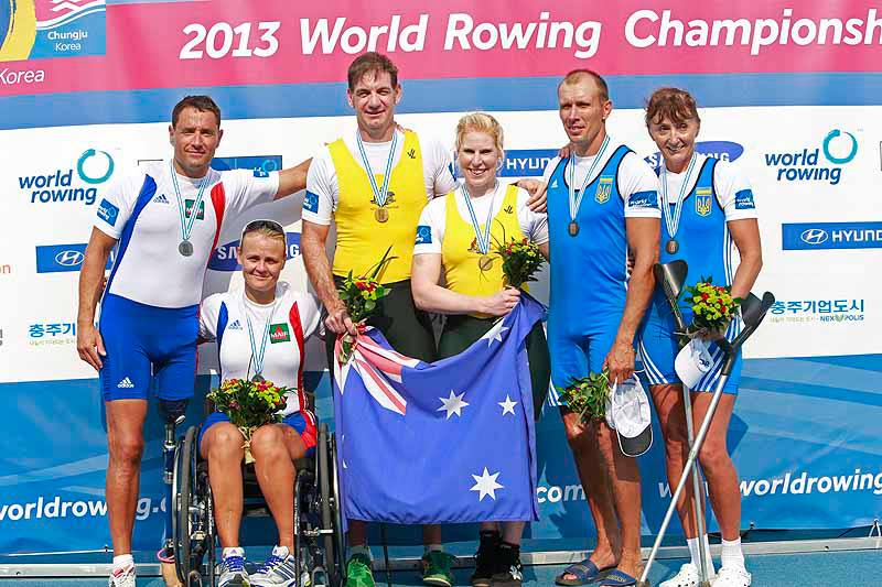Gavin Bellis, Kathryn Ross named Para-Crew of Year