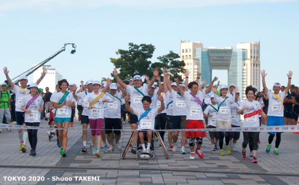 Runners reach Tokyo after a 1,000km relay