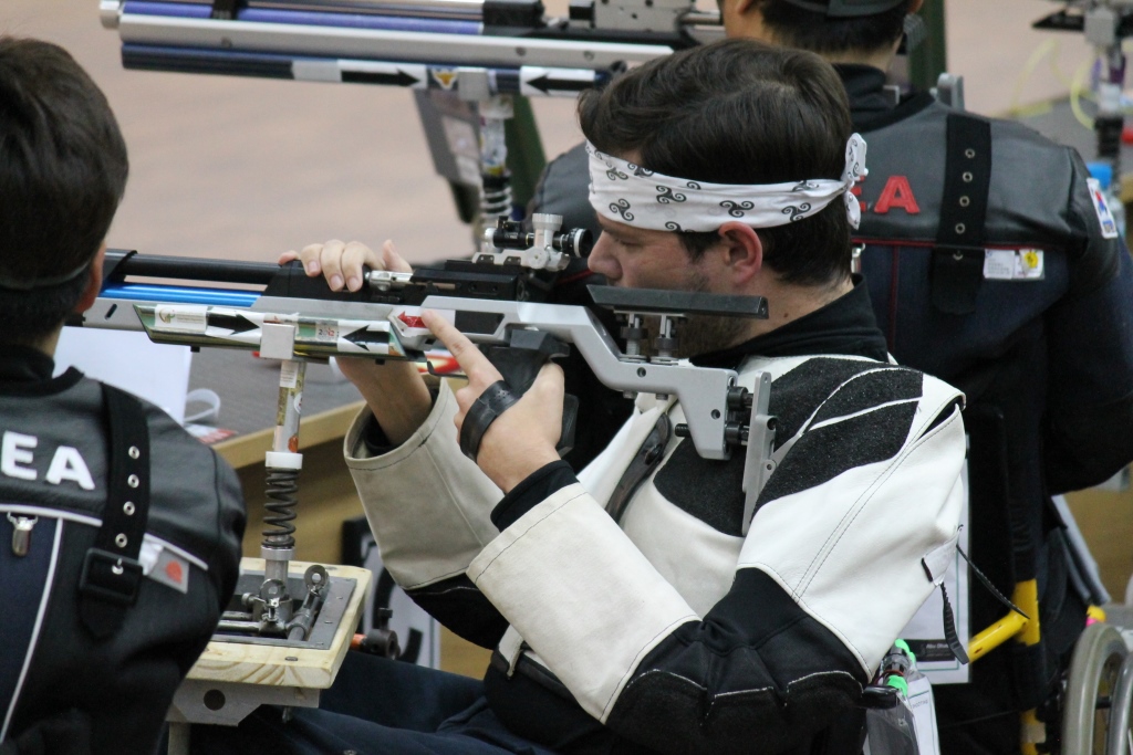 De La Forest triumphant at shooting World Cup