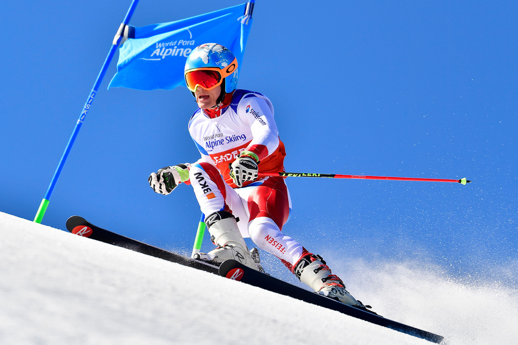 Alpine skiers race to last chance for glory
